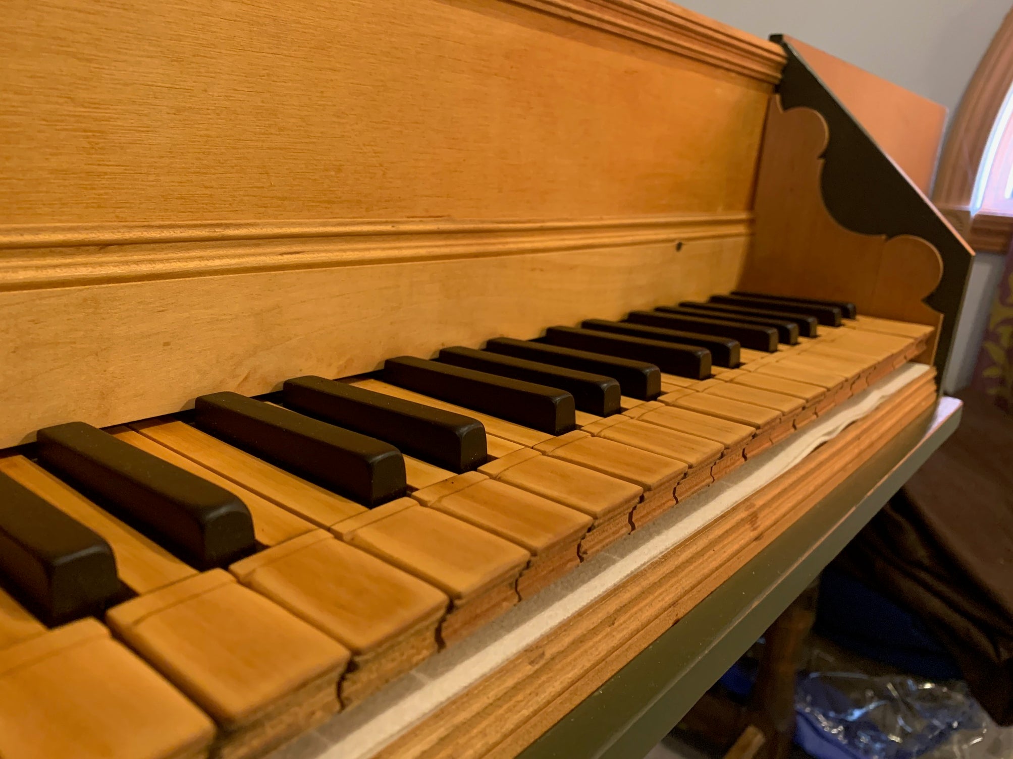 Italian Virginal by Zuckermann ~ Sold – Harpsichord Clearing House