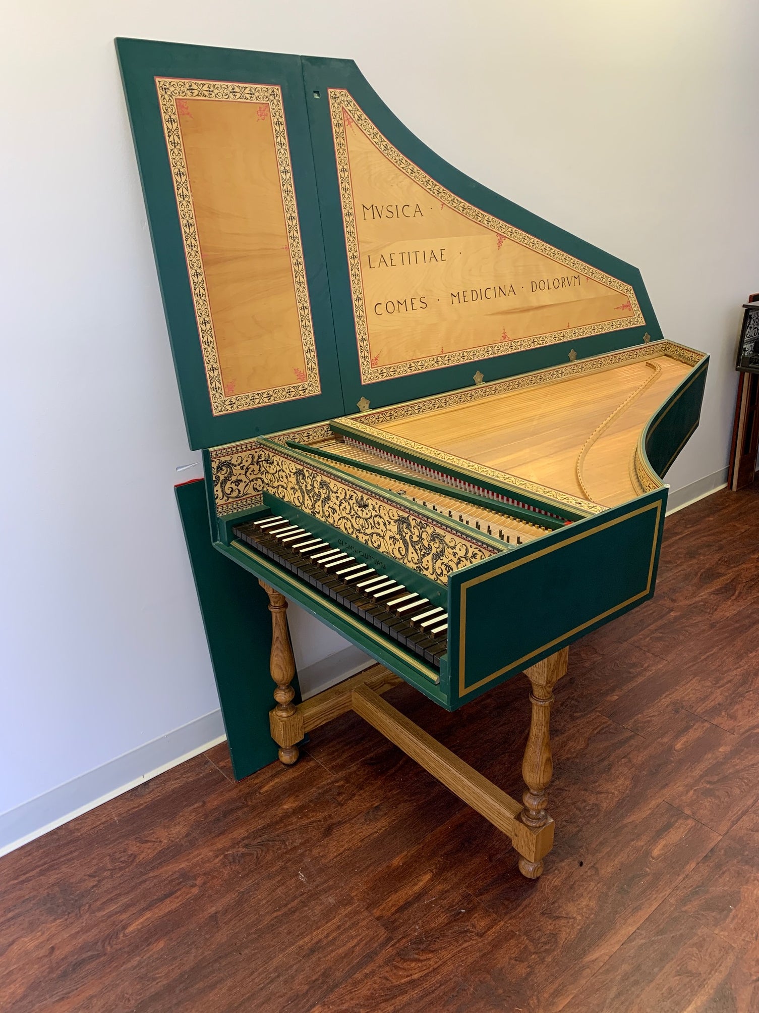 Highly Portable Flemish single ~ Sold ~ – Harpsichord Clearing House