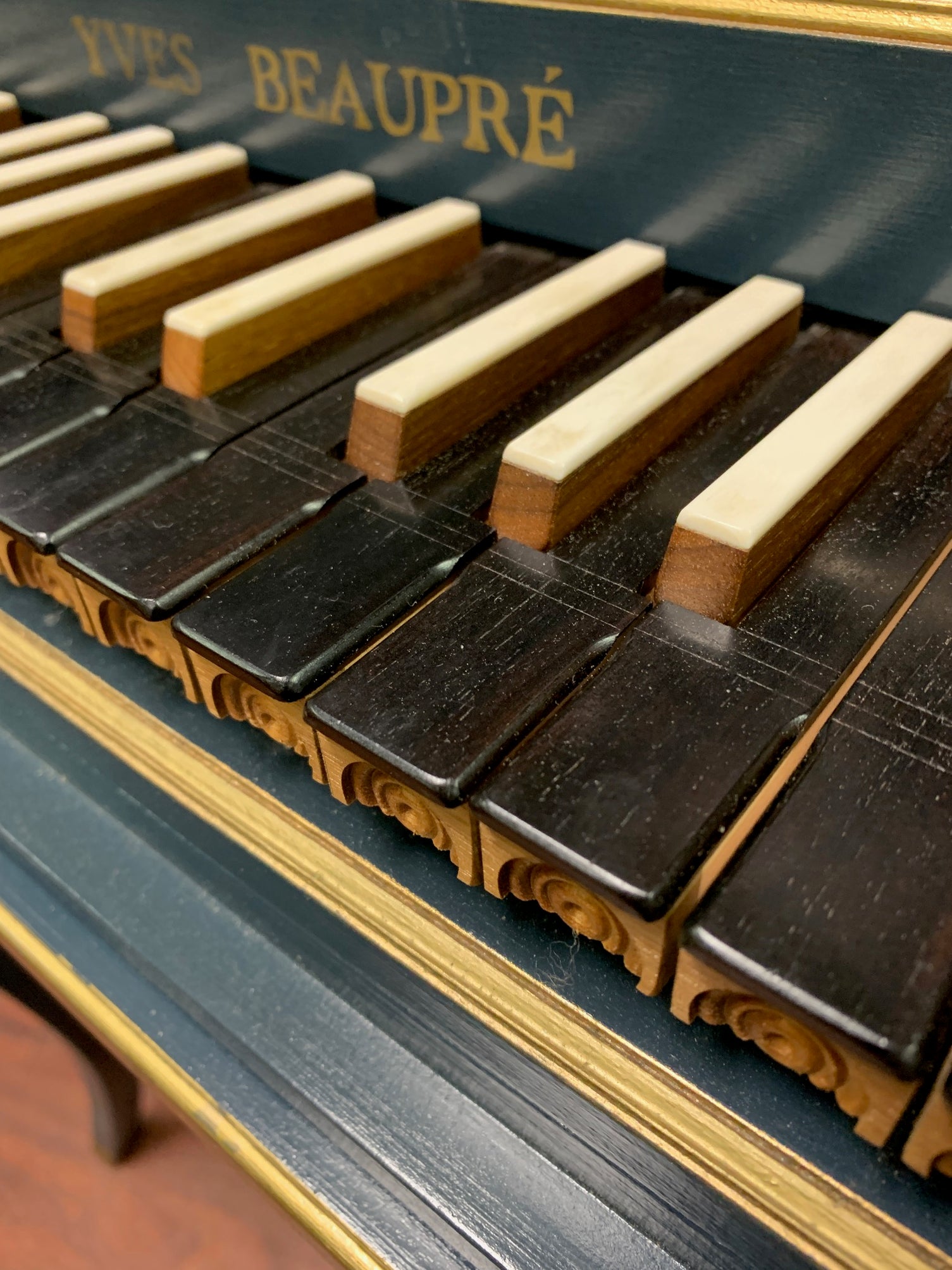 Beaupré French Spinet after Goujon – Harpsichord Clearing House