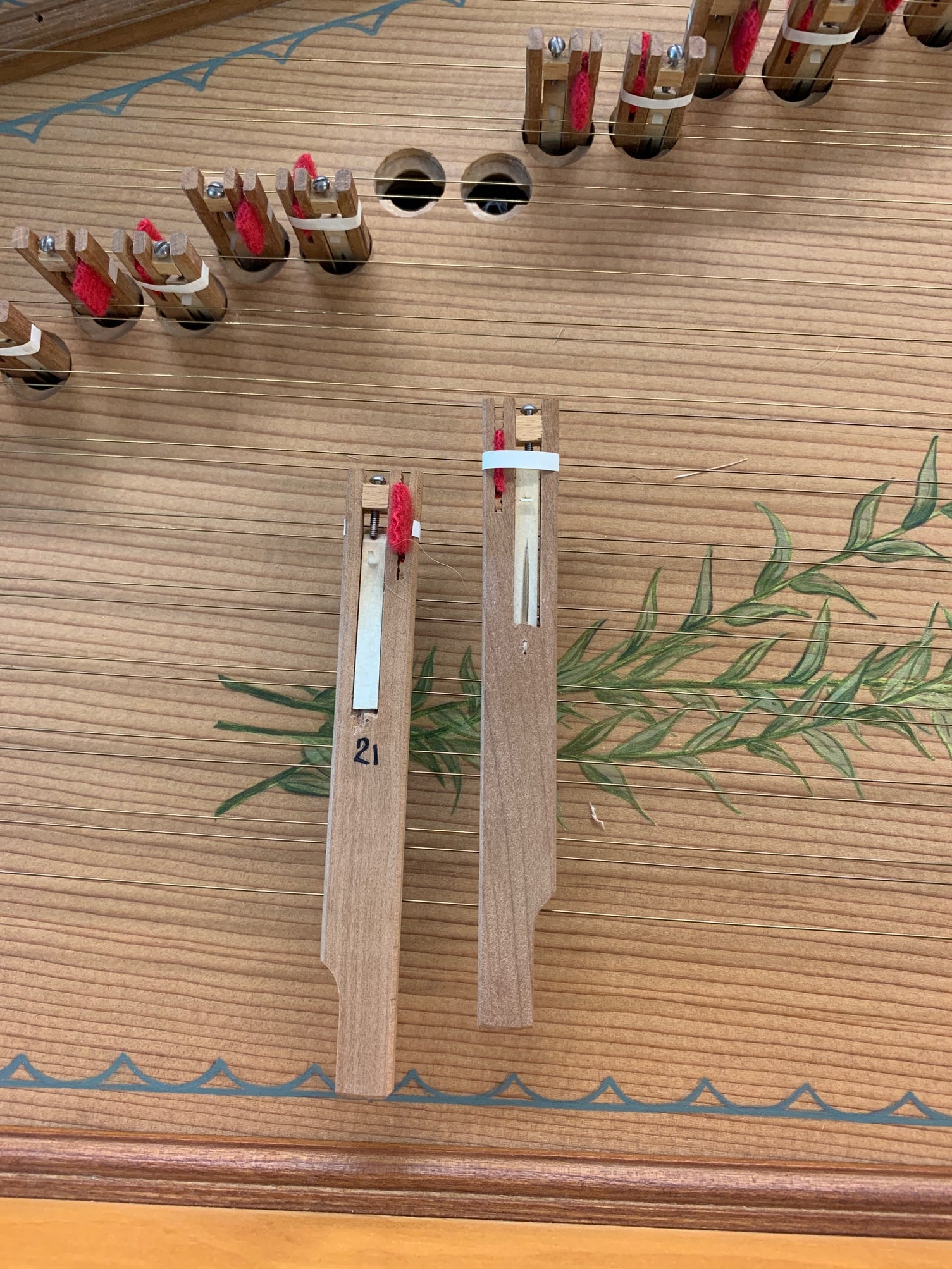 Italian Pentagonal Virginal ~ Sold ~ – Harpsichord Clearing House