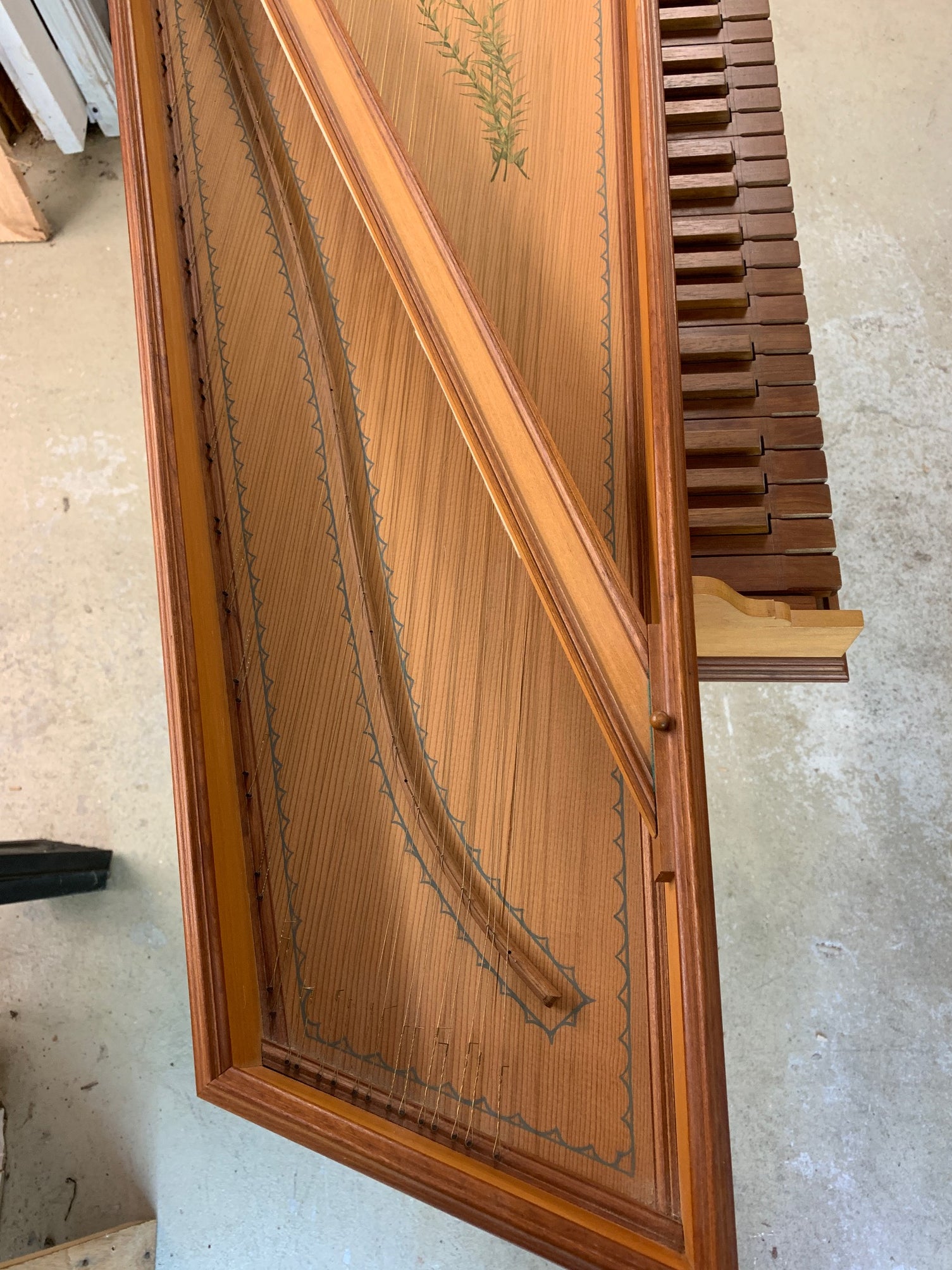 Italian Pentagonal Virginal ~ Sold ~ – Harpsichord Clearing House