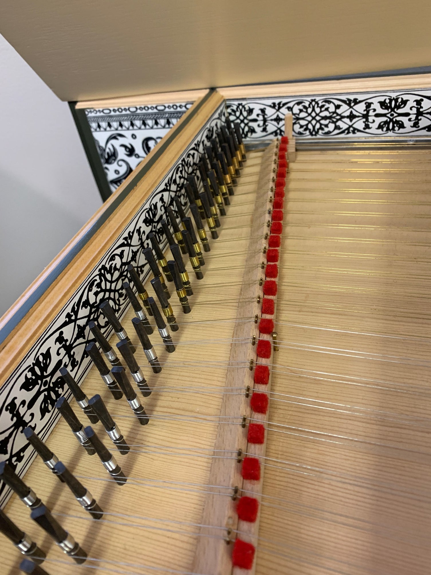 Flemish Single by Peter Fisk. ~ Sold ~ – Harpsichord Clearing House