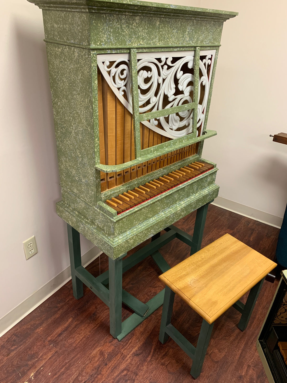Renaissance Portativ by Bennett & Bennett ~ Sold ~ – Harpsichord ...
