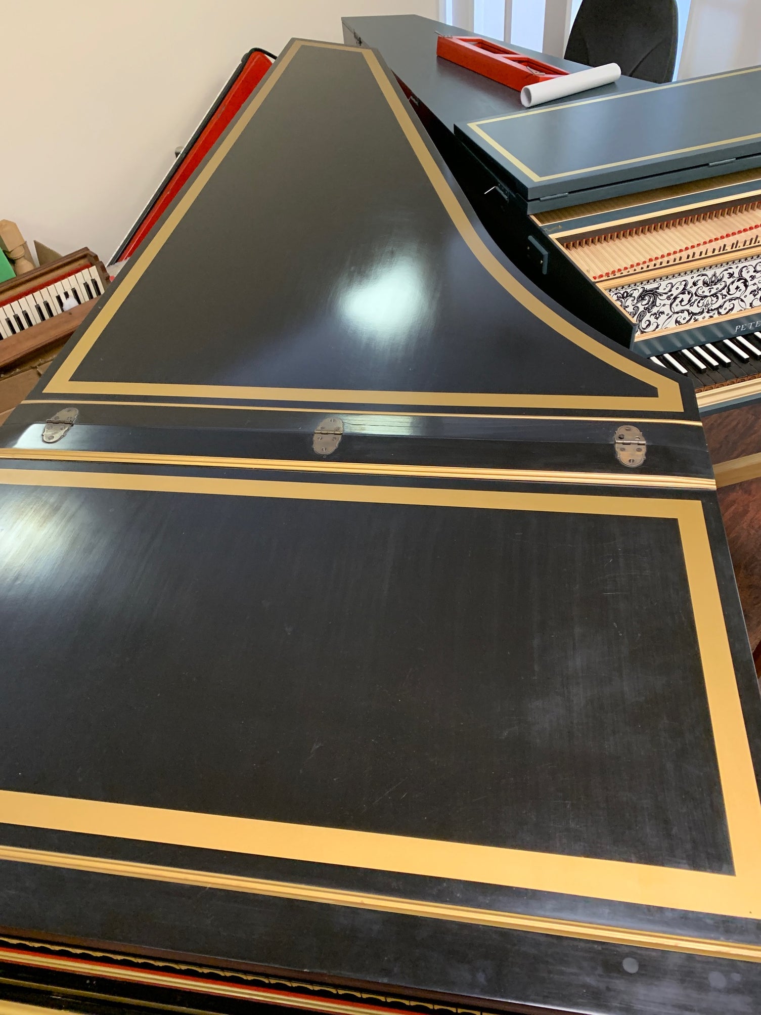 Neupert after Hemsch 1980 ~ Sold ~ – Harpsichord Clearing House