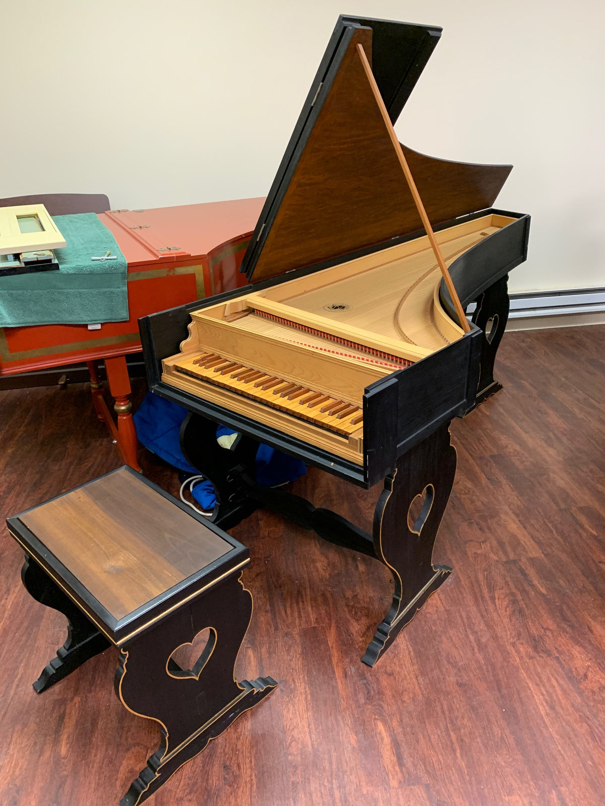 Short compass Italian with painted case ~ Sold ~ – Harpsichord Clearing ...